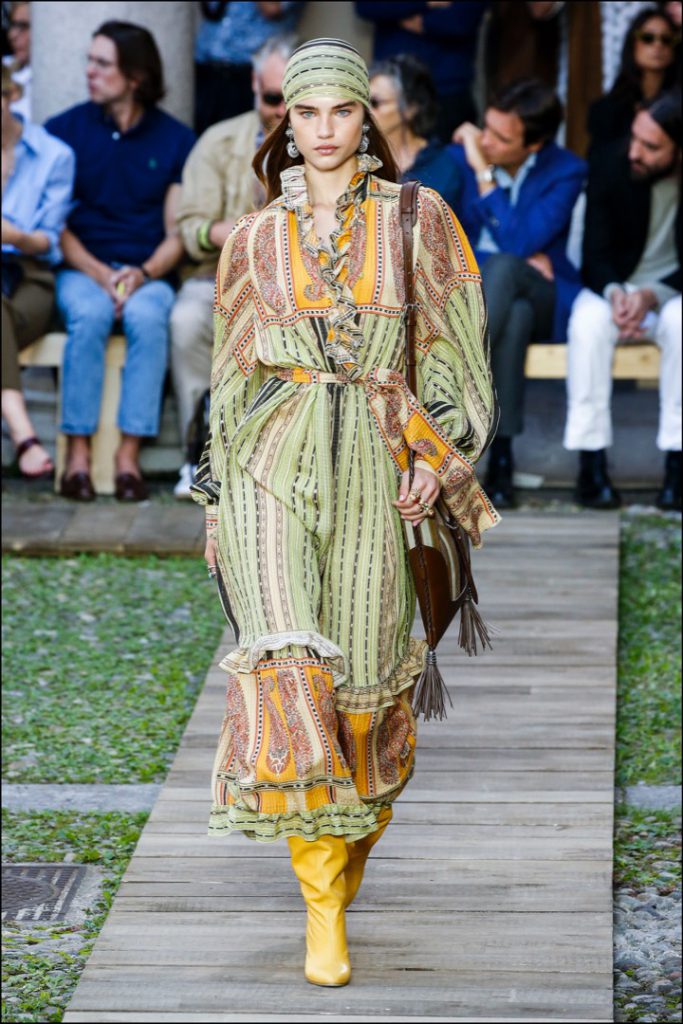 El espíritu boho chic invadió la pasarela de Etro - Revista Para Ti