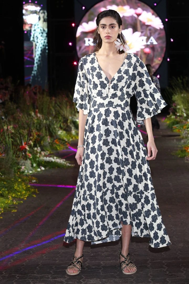 Rapsodia se inspira en una mujer que ama la naturaleza – Revista Para Ti