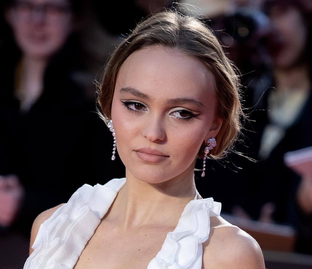 Lily-Rose Depp (o cómo ser la invitada de boda más sensual) - Revista ...