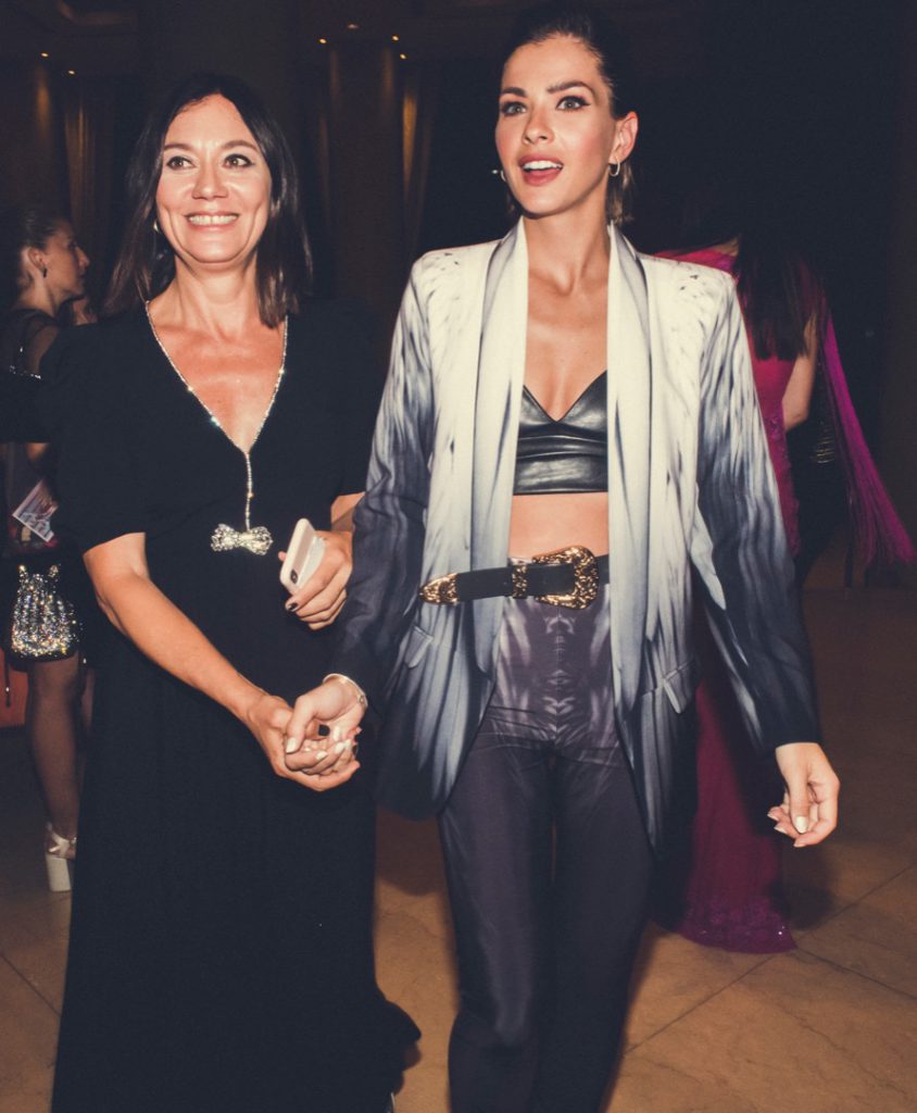 Estos son los looks de verano diseñados por Vero Lozano y la China ...