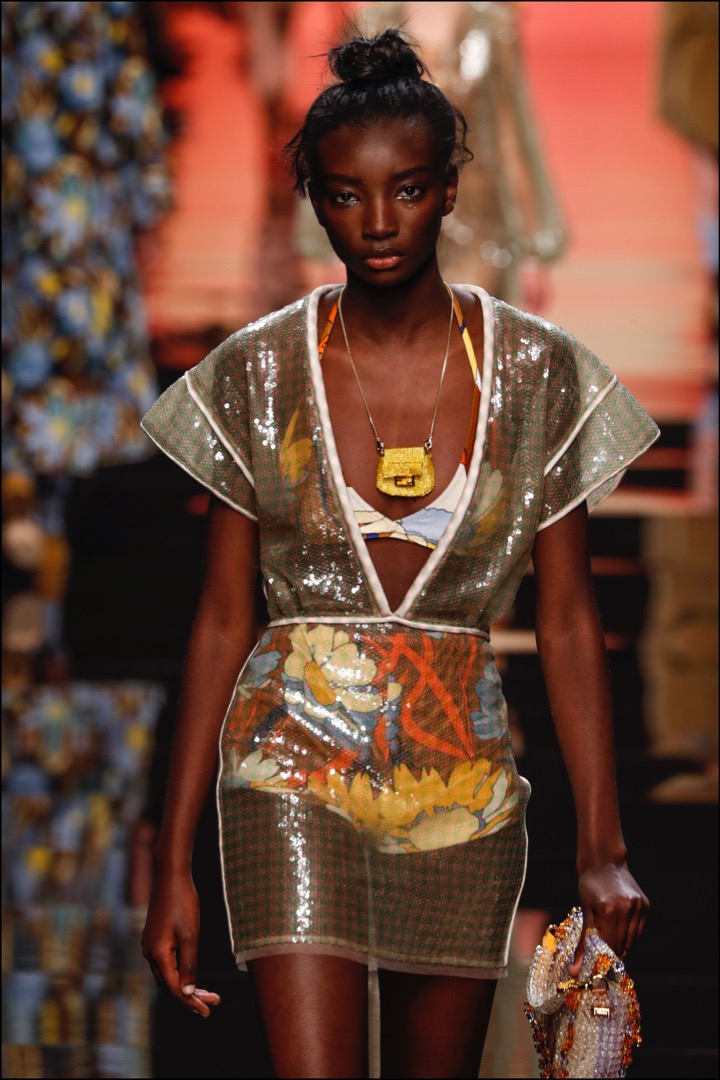 Los trajes de baño salen a la calle (¿te animás?) – Para Ti