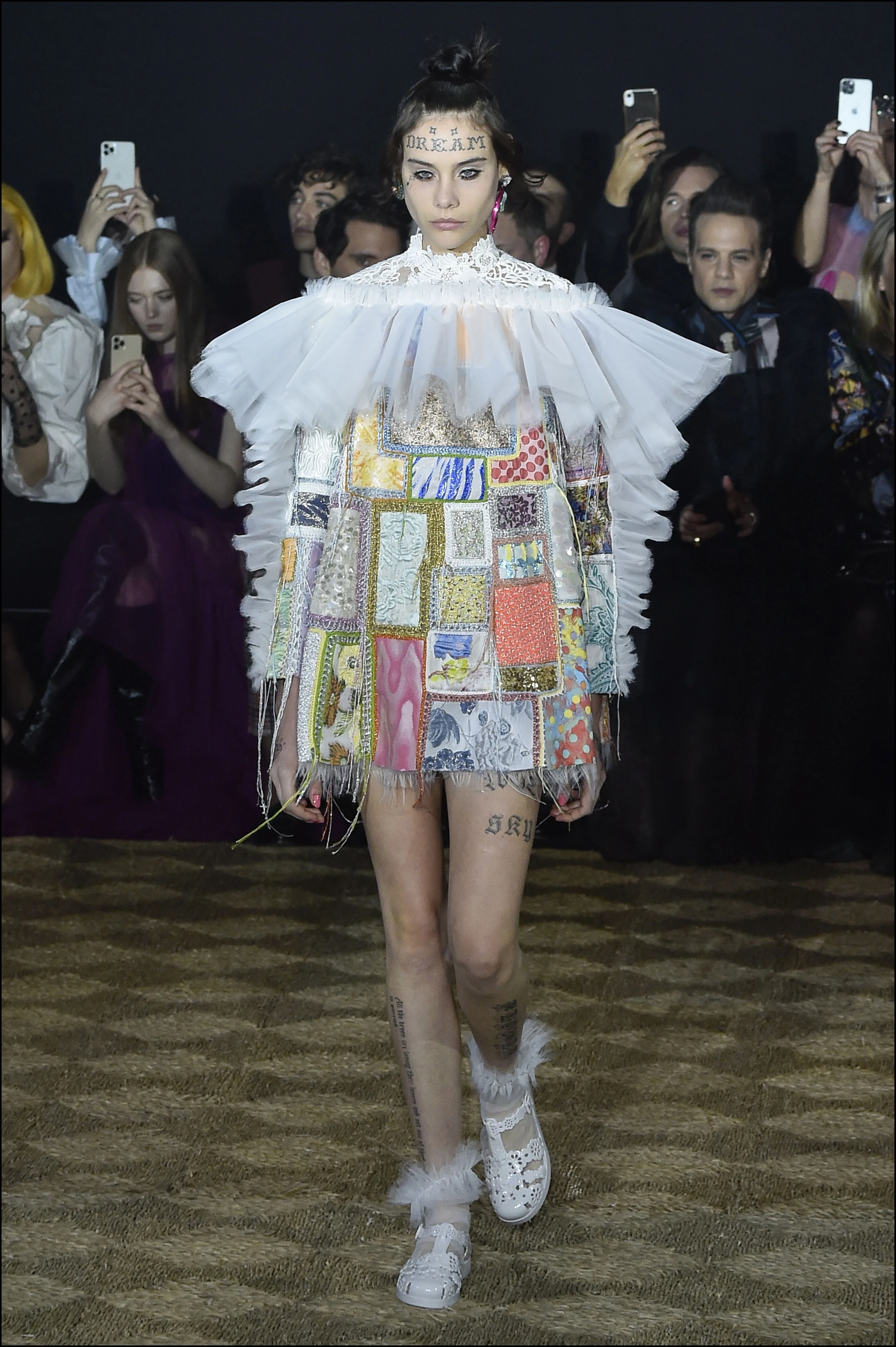 Viktor & Rolf convirtió el patchwork en Alta Costura – Revista Para Ti