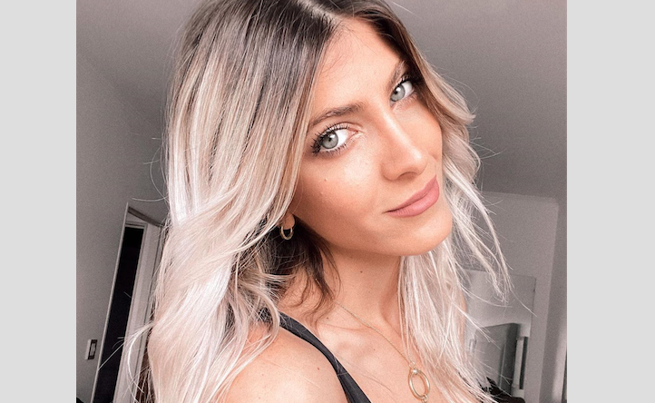 Cande Ruggeri enseña cómo hacerse mechas claras para iluminar la cara ...