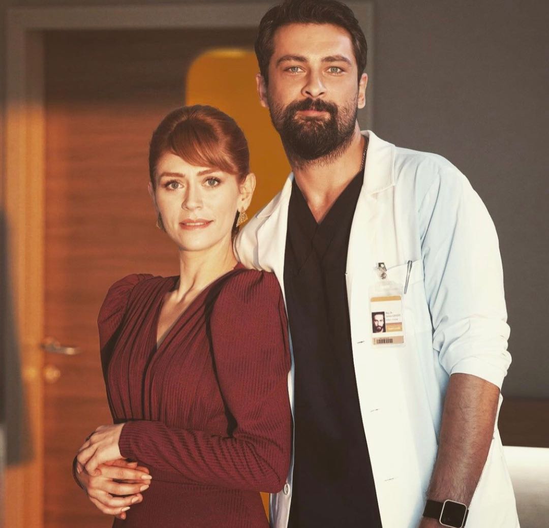 Quién es Onur Tuna, el doctor Ferman EryiğitB de Doctor Milagro: tiene ...