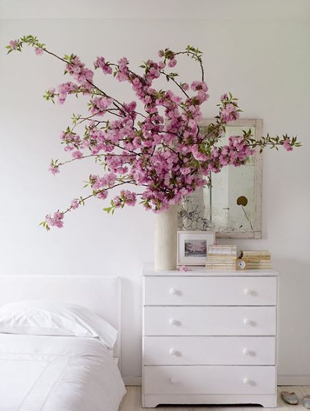 Las ramas de sakura son la nueva tendencia para decorar tu casa ¡y nos ...