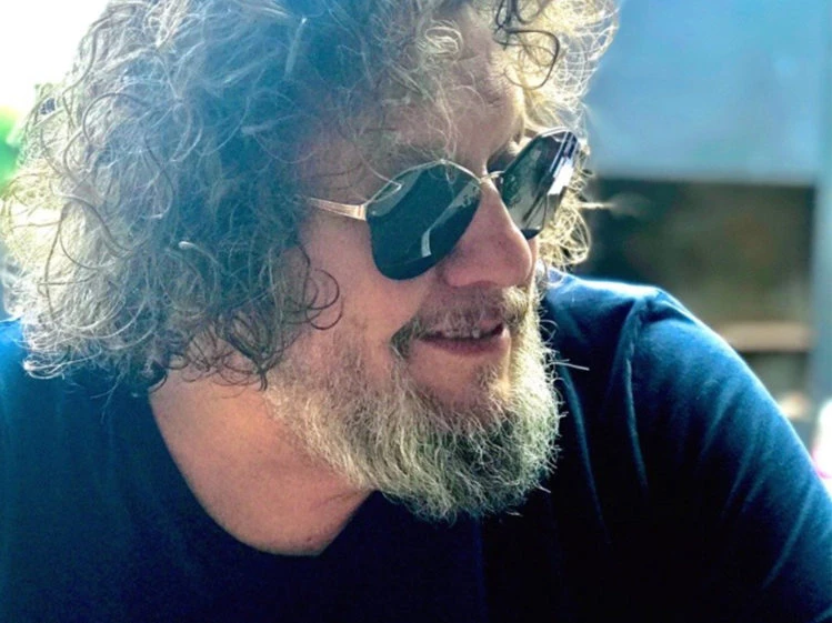 El publicista Ramiro Agulla sufrió un terrible accidente pero resultó ...