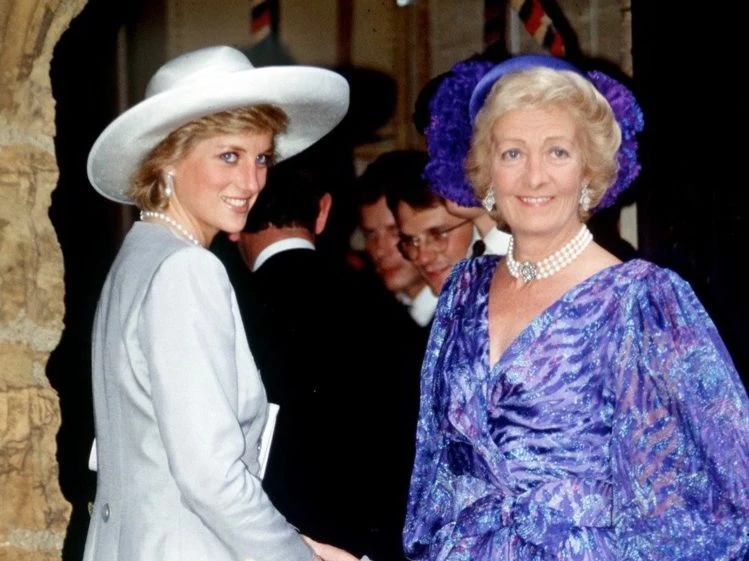 La polémica historia de Frances Roche, la madre de Lady Di: la abandonó ...