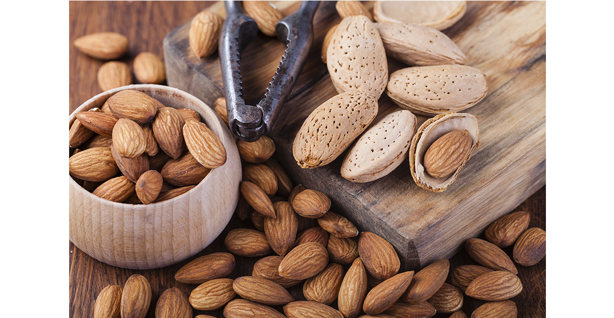Almendra: el fruto seco que puede contribuir a la buena salud ...