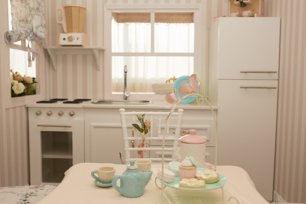 Divina: así es "La Petite Maison de Madelon", la habitación temática ...