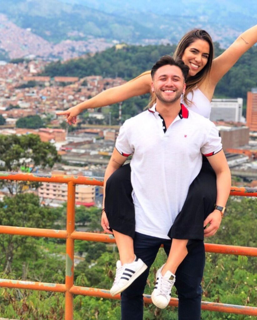 Quién es Andrés Parra, el cantante que fue el primer amor de Evaluna ...