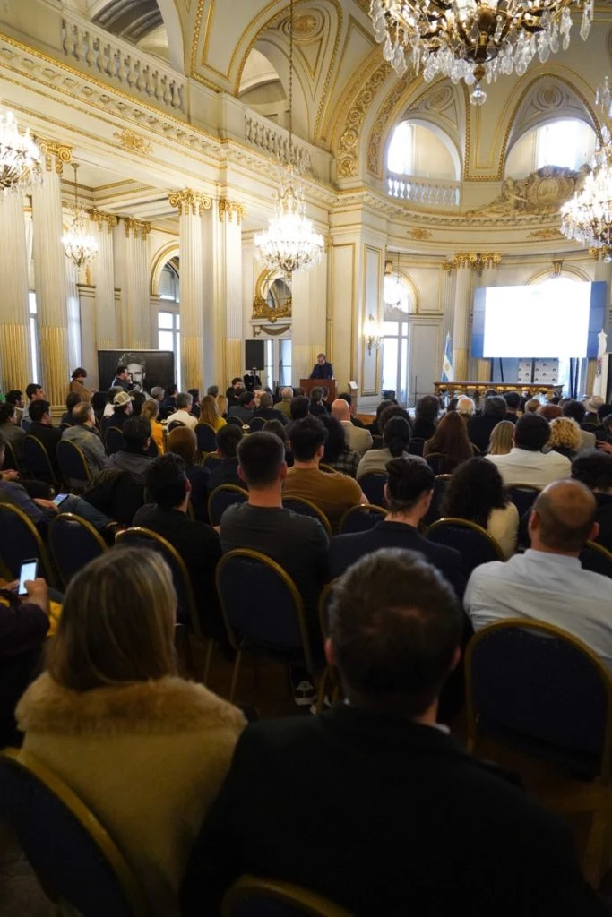 El fotógrafo y artista visual Gabriel Rocca fue nombrado como ...