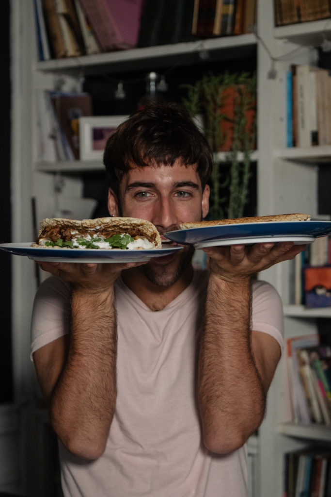 #LaRecetaFamosa: el cocinero Valentino Ayello prepara mbejú, un plato ...