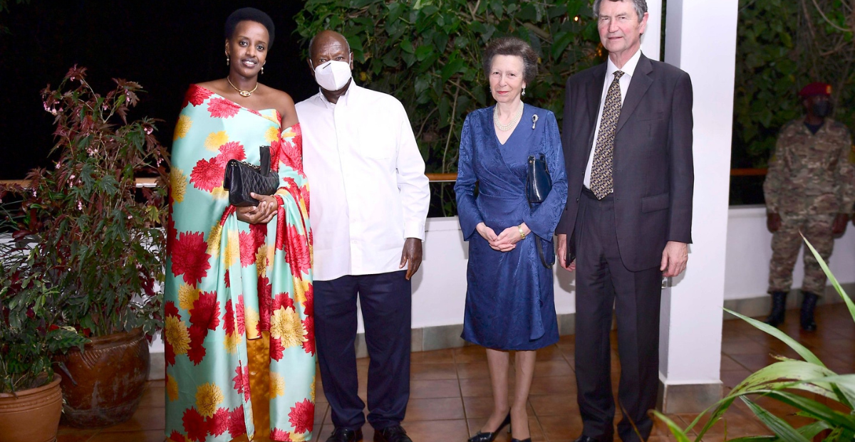 El look de la princesa Ana inspirado en Kate Middleton en Uganda ...