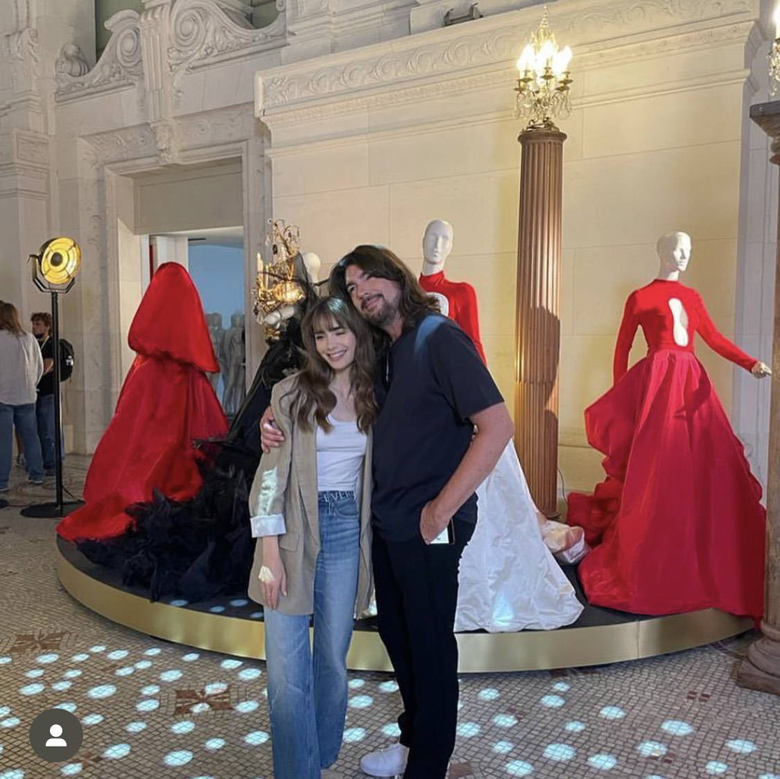 Emily en París: quién hace los diseños de “Pierre Cadault” - Revista ...