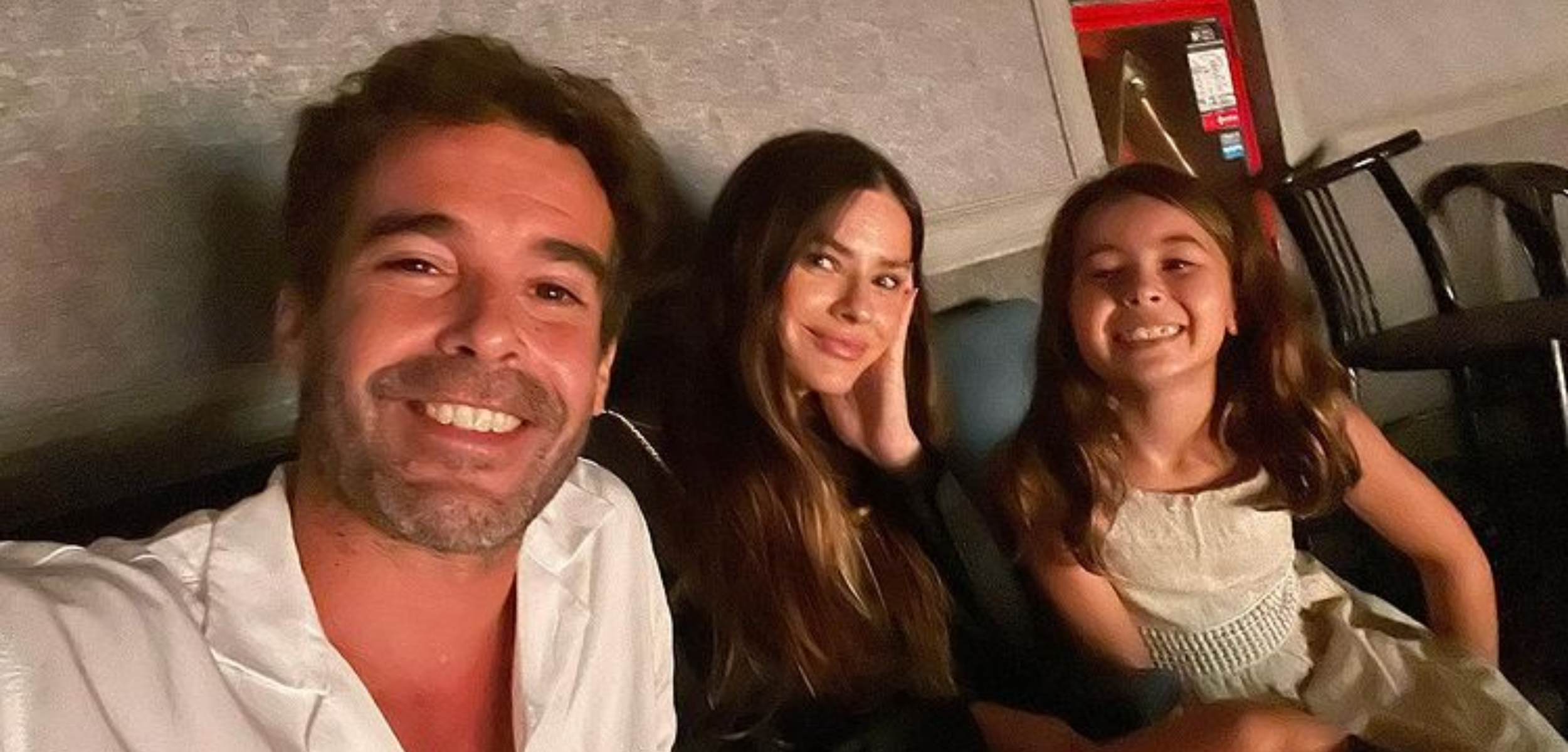 La noche de teatro que disfrutaron la China Suárez y Nicolás Cabré ...