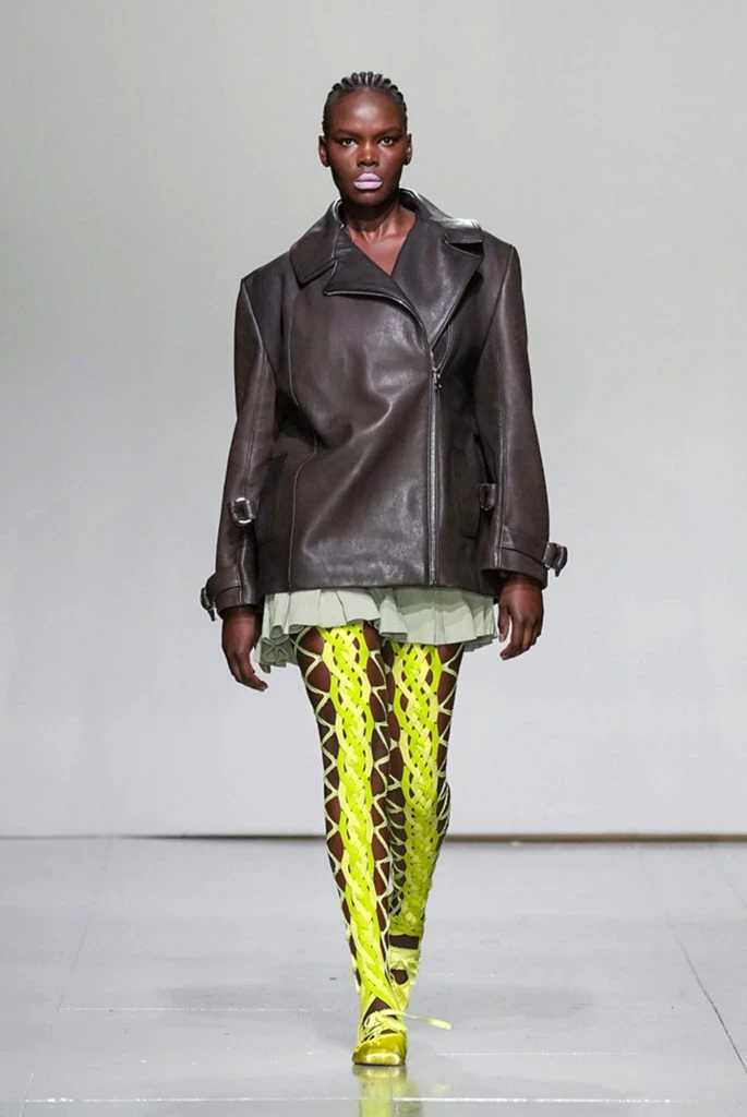 La Semana de la Moda de Londres se destacó con el desfile inclusivo de ...