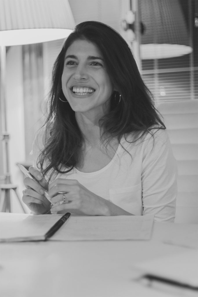 Quién es Vicky Alsúa, la argentina que hace historia en las salas de ...