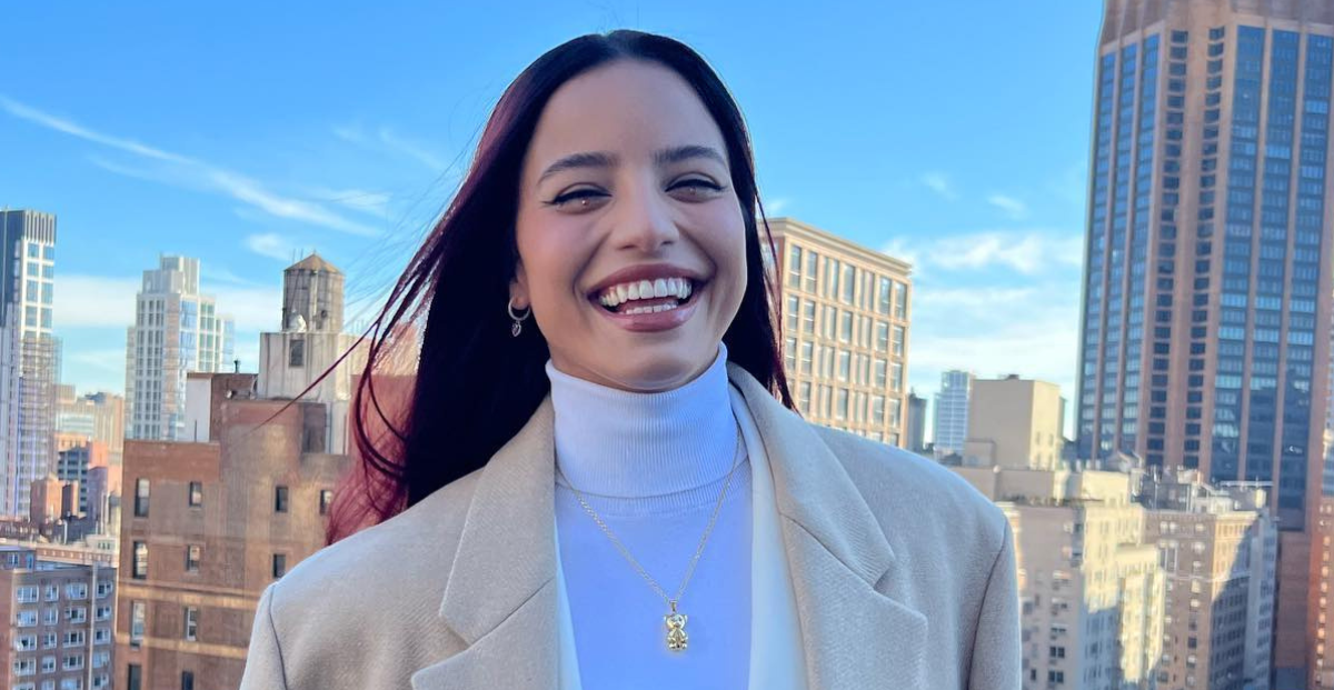 Emilia Mernes llevó el look sastrero más chic en la Semana de la Moda ...