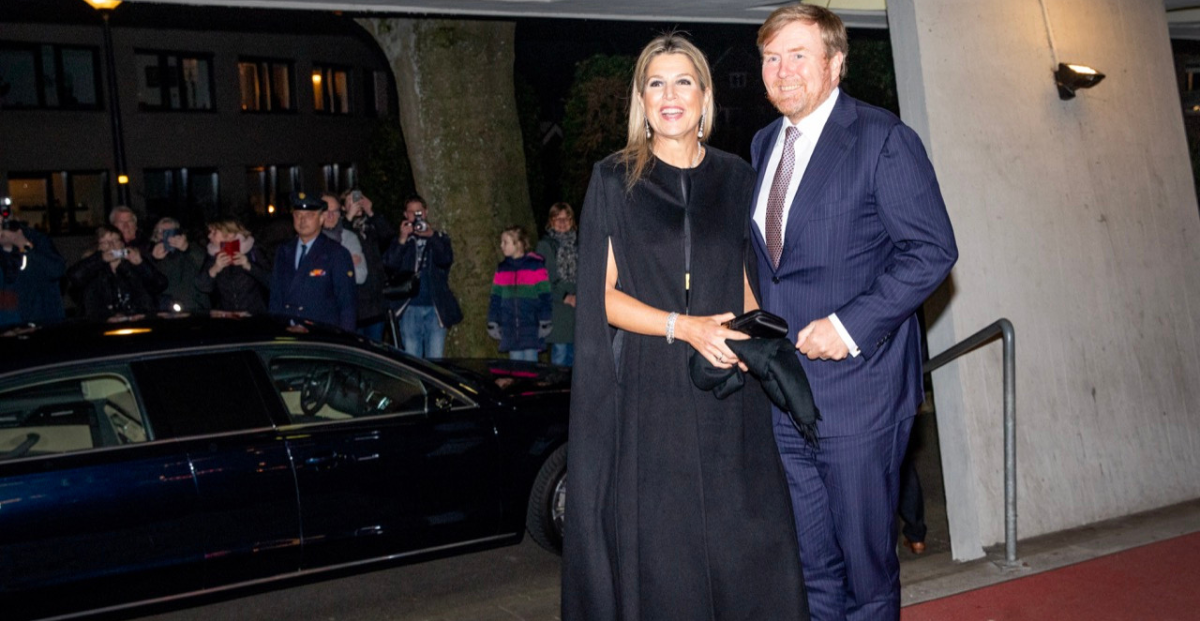 Máxima incluyó un detalle fashionista en su look de cocktail - Revista ...