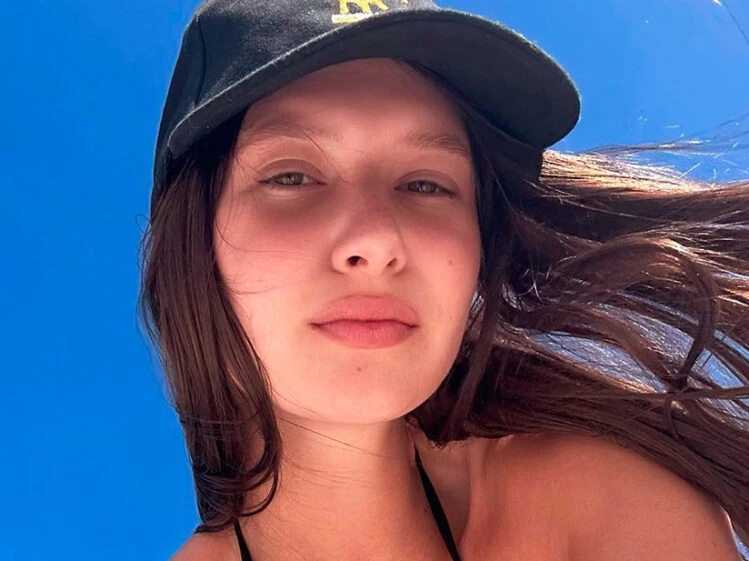 El debut en las pasarelas de Francesca Ribero, la hija de Andrea ...