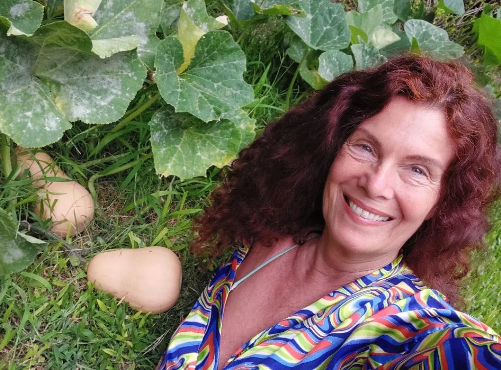 Qué es de la vida de Katja Alemann, la provocadora actriz del under que ...