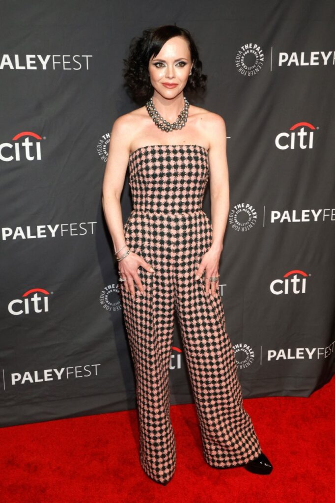 Vidriera: de Courtney Eaton a Christina Ricci, los looks de fiesta en ...