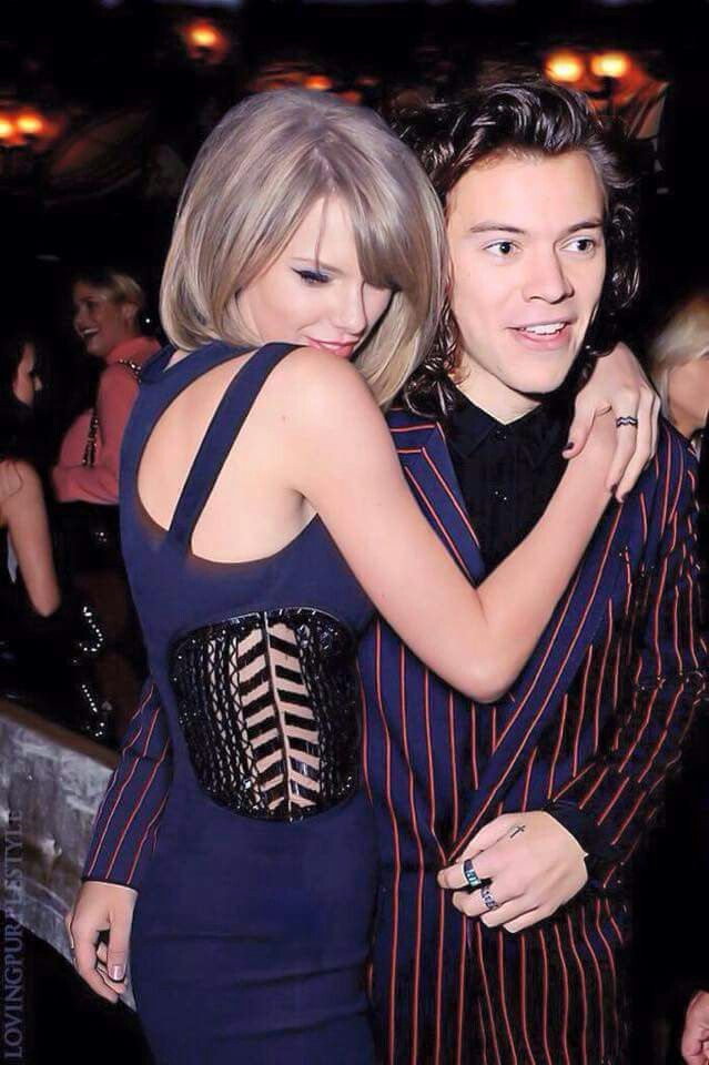 Taylor Swift Y Harry Estilos La Bronca Por La Falta De Entradas Para