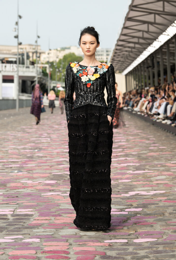 Chanel llevó a la pasarela la colección más chic de la Semana de Alta ...