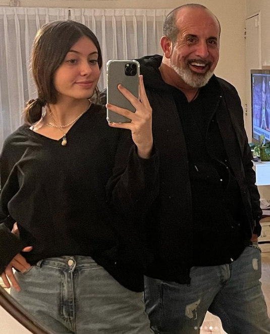 El legado de Los Simuladores: ellos son Mora, Juan, Anita y Pedro, los ...