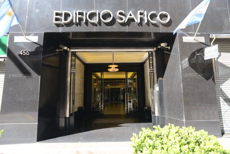 Edificio Safico: el icónico rascacielos racionalista y referente del ...