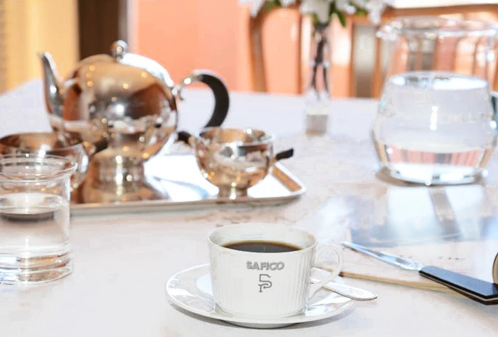 Edificio Safico: el icónico rascacielos racionalista y referente del ...