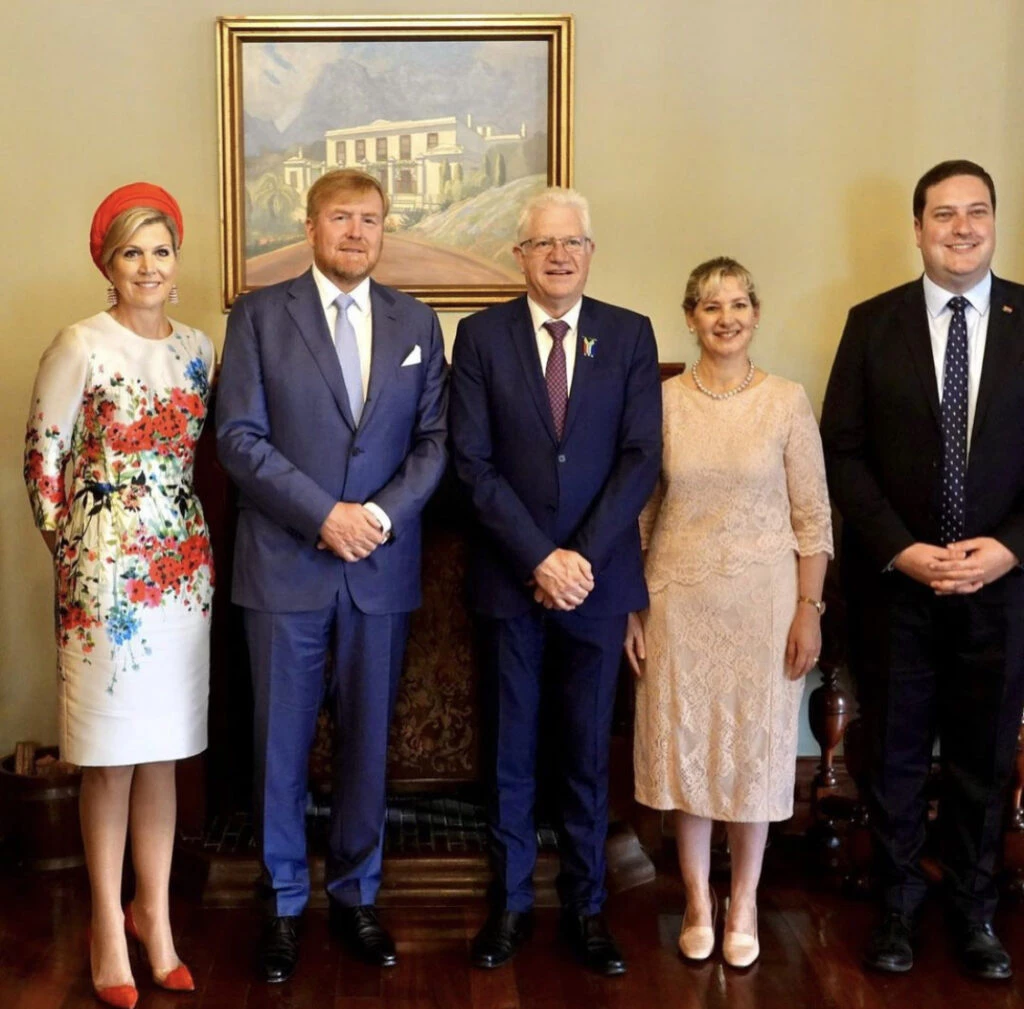 Flores y mucho color, así es la última apuesta fashion de Máxima ...