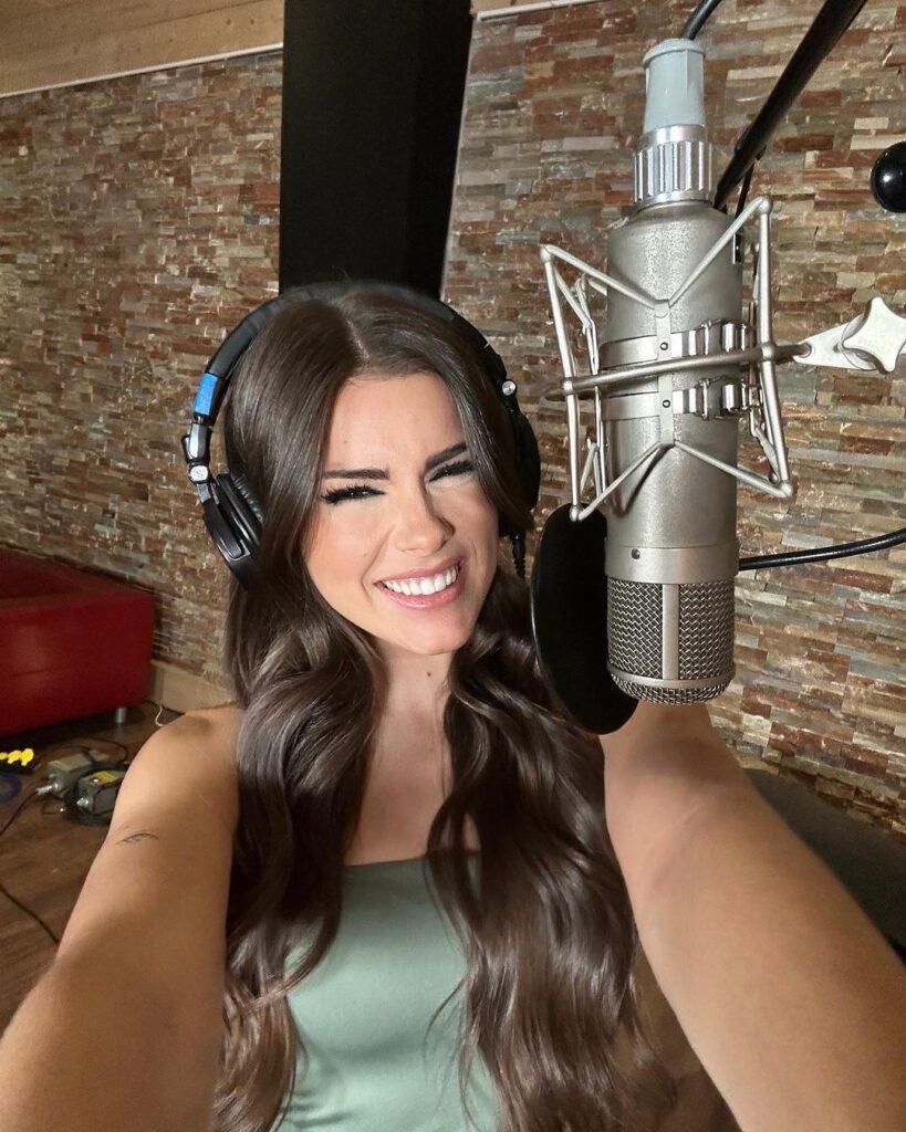 Quién es Mar Lucas, la tiktoker del momento que es novia de Rusherking ...