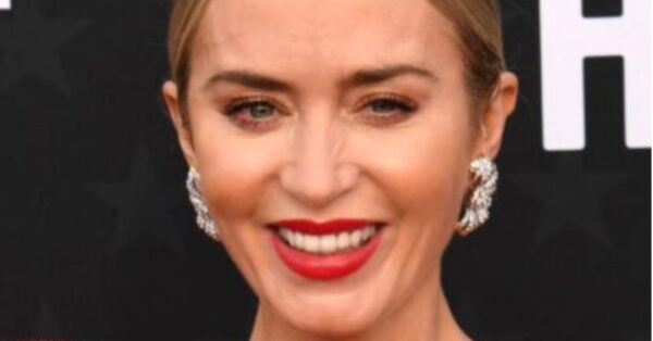 Emily Blunt relevó qué le pasa después de grabar escenas de besos