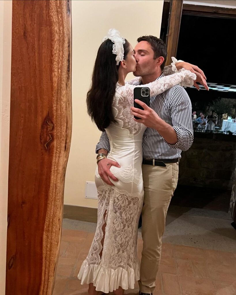 Así fue la boda de tres días de Ed Westwick, la ex estrella de "Gossip Girl"