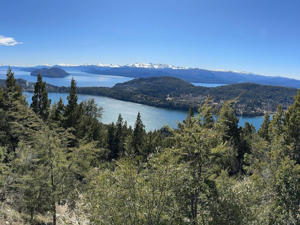 Las fotos de las vacaciones de Chechu Bonelli y su familia en Bariloche ...