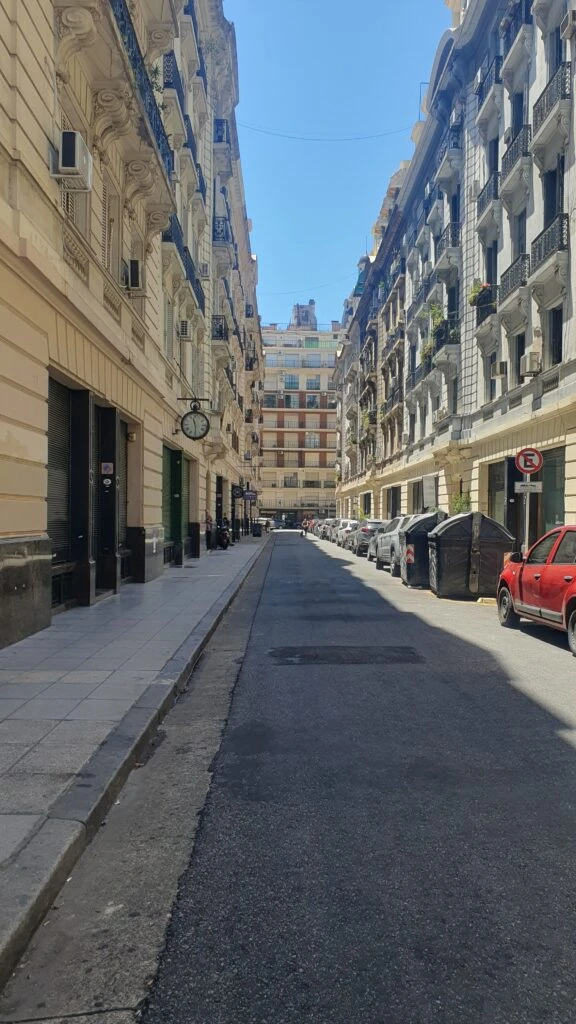 Pasaje Rivarola: la calle simétrica más amada cumplió 100 años