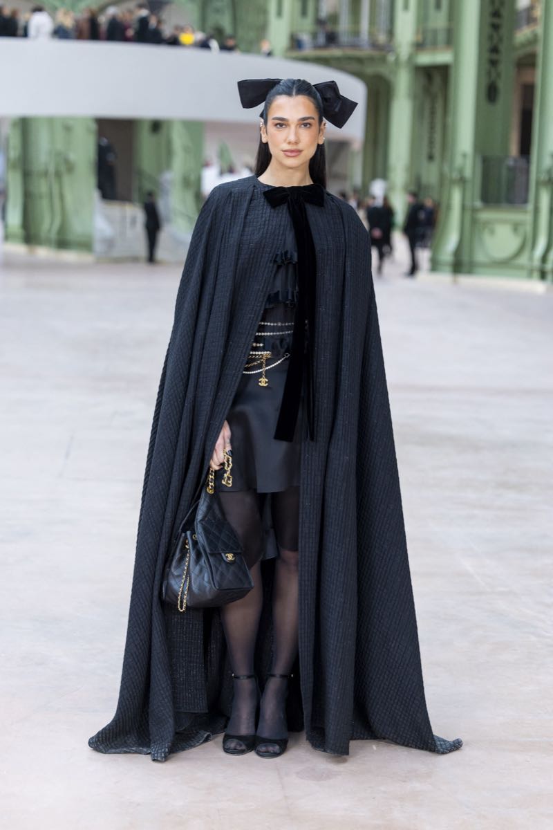 De Charlotte Casiraghi a Dua Lipa, los looks más distinguidos en el desfile de Chanel en París