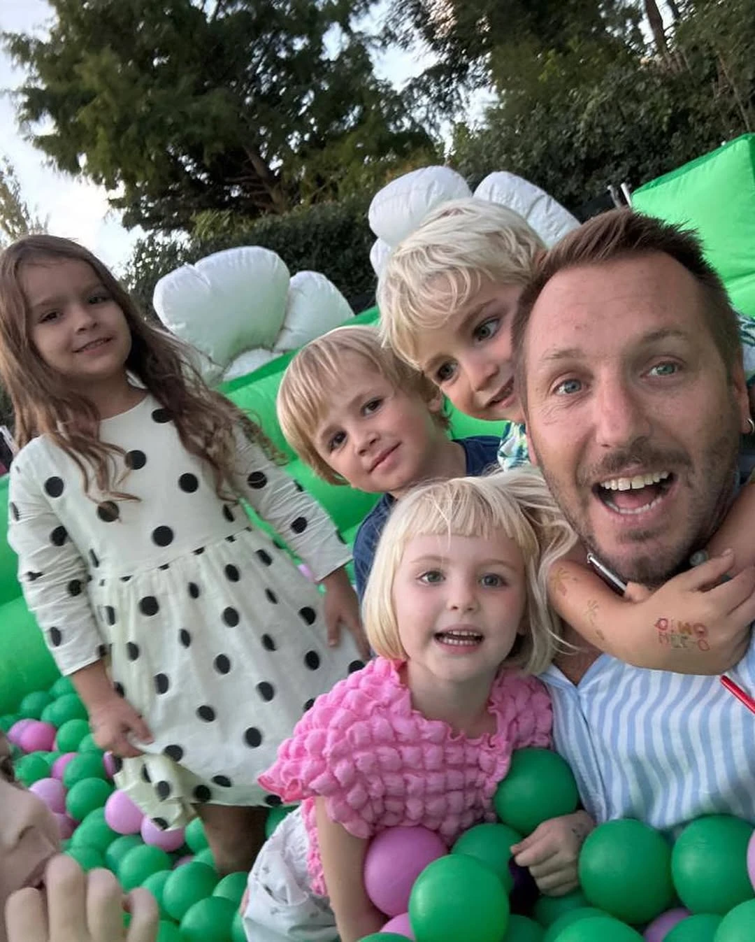 Así fue el cumple de Carmela, la hija de Muni Seligmann: con temática ...