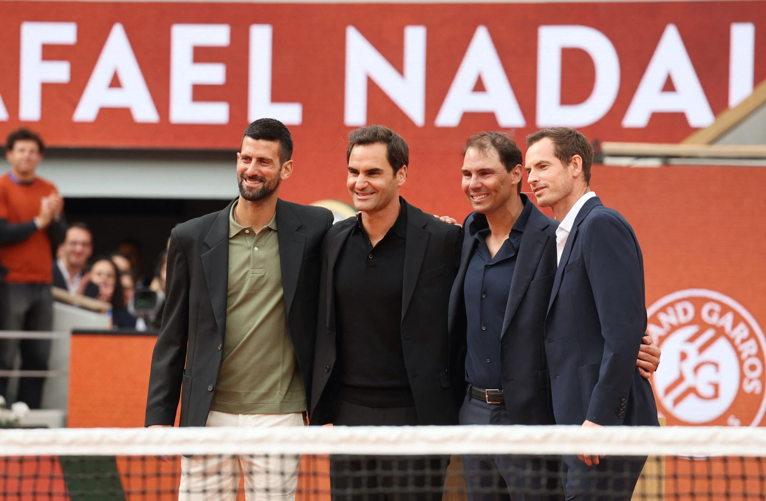 Rafael Nadal fue homenajeado en Roland Garrós y su familia estuvo presente: las fotos más emotivas