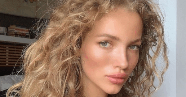 Frizz en el pelo: consejos expertos para aprender a convivir con él