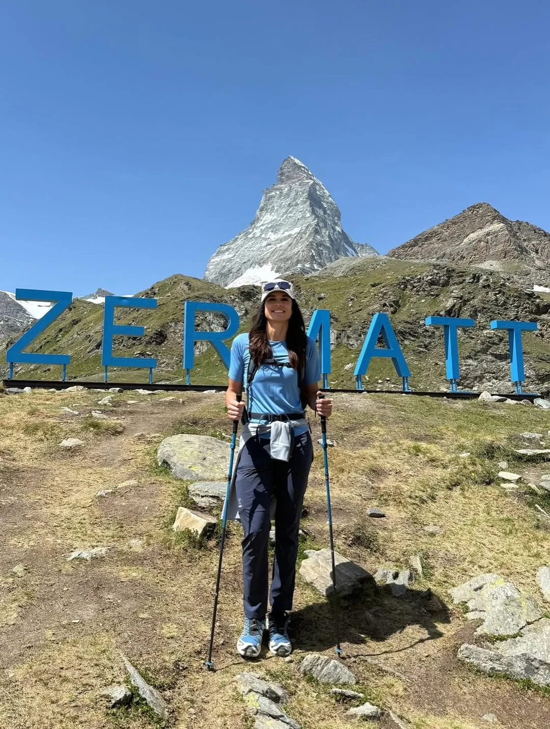 Gabriela Sabatini en los Alpes suizos: senderismo en Zermatt junto al ...