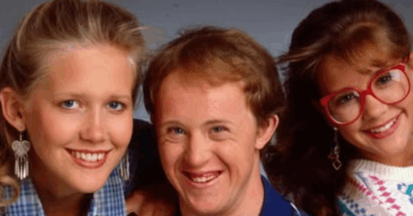 Chris Burke hoy: la vida del actor de “Corky, la fuerza del cariño” a ...