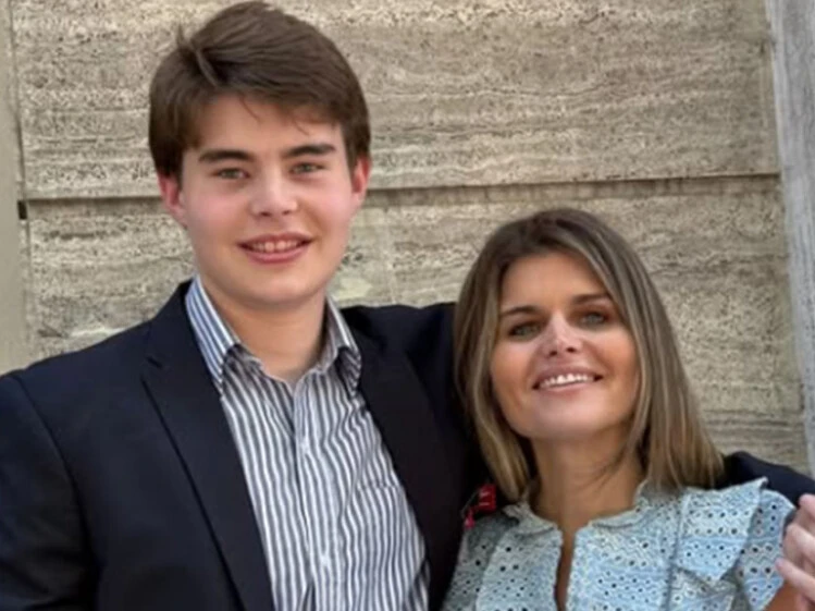 Angie Balbiani celebró la graduación de su hijo Benjamín