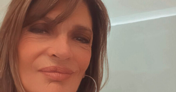 Los elegantes looks de Teresa Calandra durante su viaje a Dubái