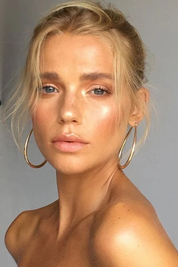 Shower makeup: la tendencia beauty que obsesiona y deja la piel glow
