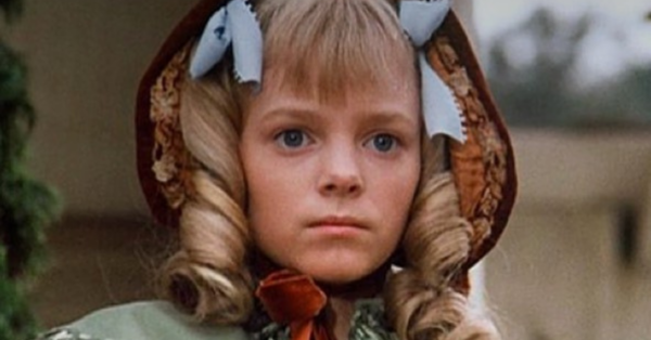 Netflix presentó a la nueva Nellie Oleson de La familia Ingalls: quién ...