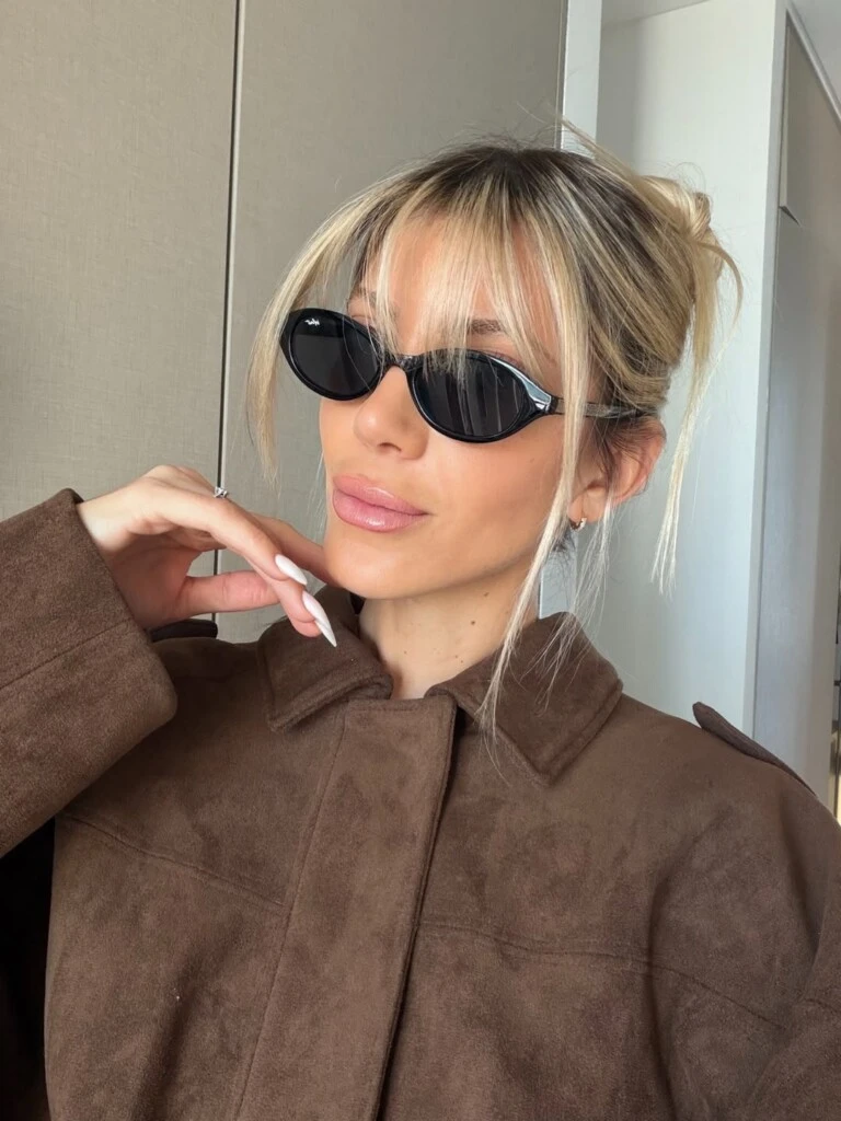 Cande Ruggeri combinó gamuza y denim en el look más trendy del otoño ...
